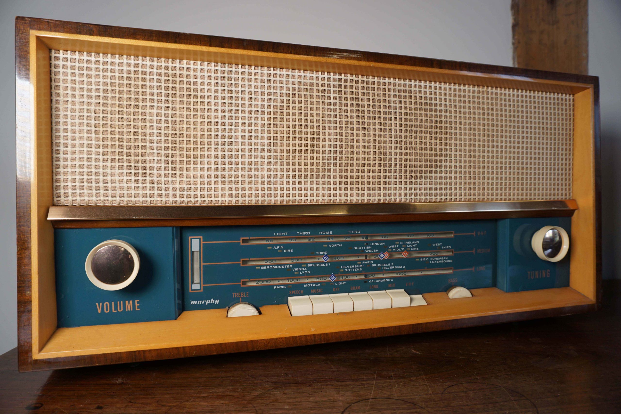 Radio – Murphy – Revival Props
