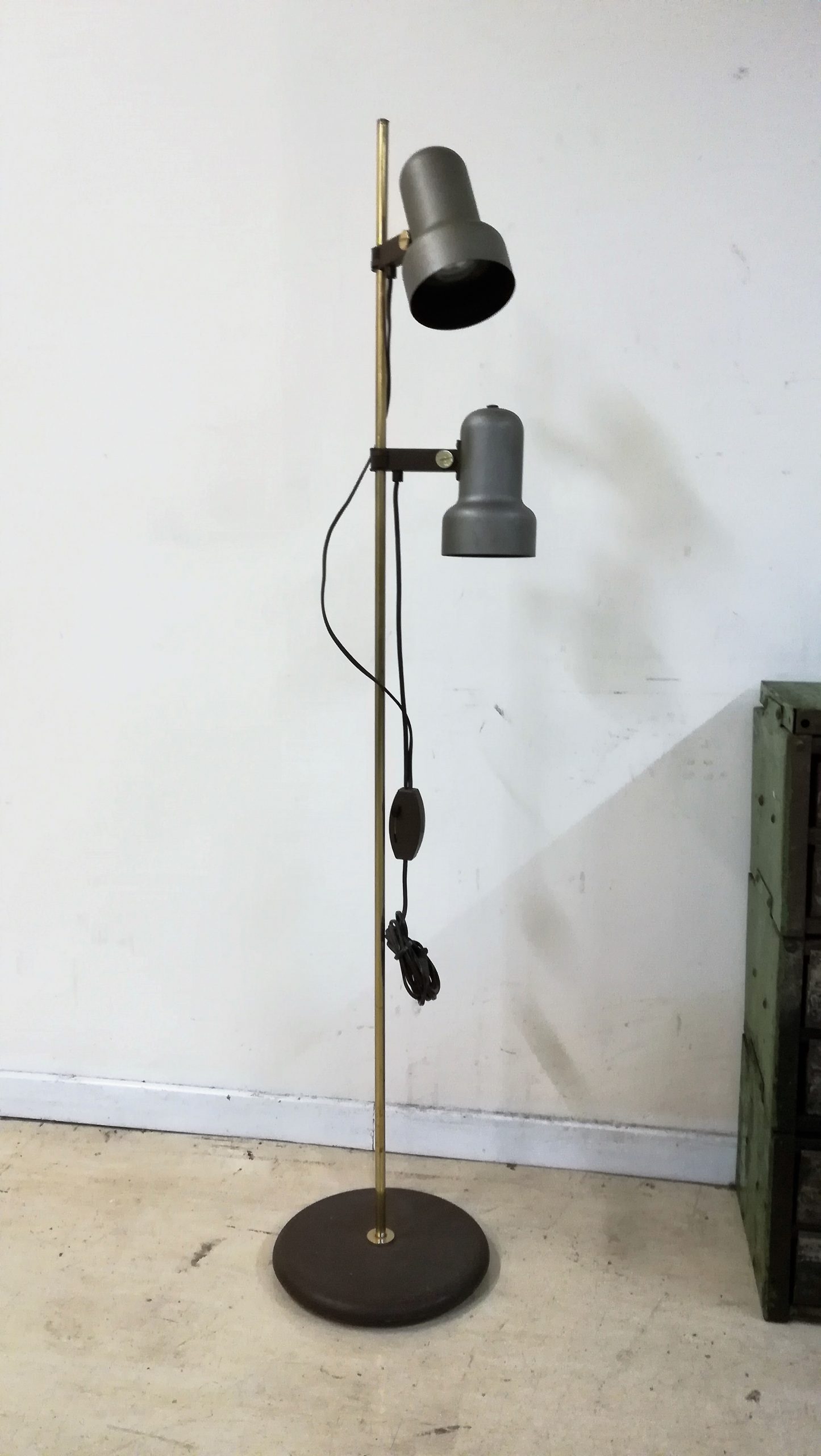 Lighting – 2 Light Floor Lamp – Revival Props