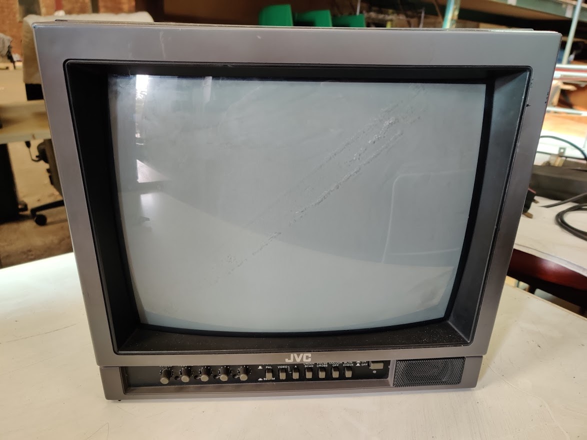 Monitor – JVC – Revival Props