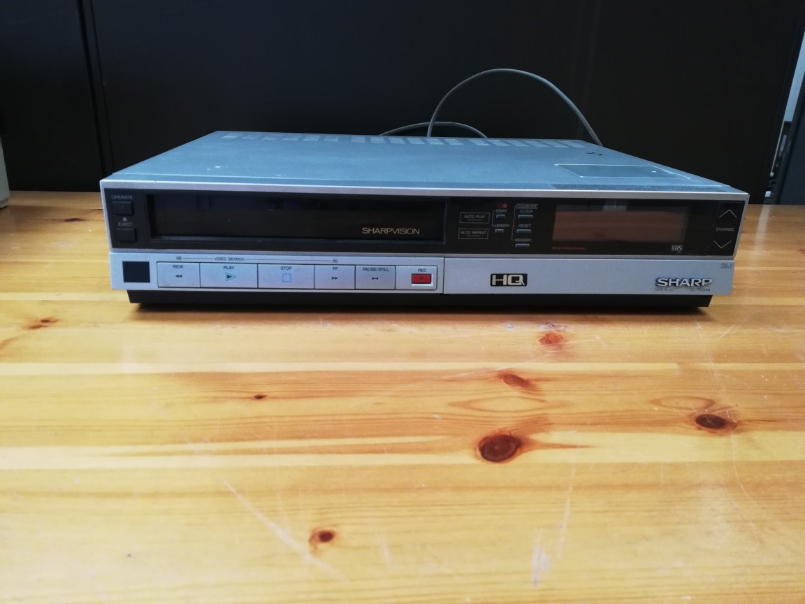 VHS Player – SHARP VC – 750HM – Revival Props