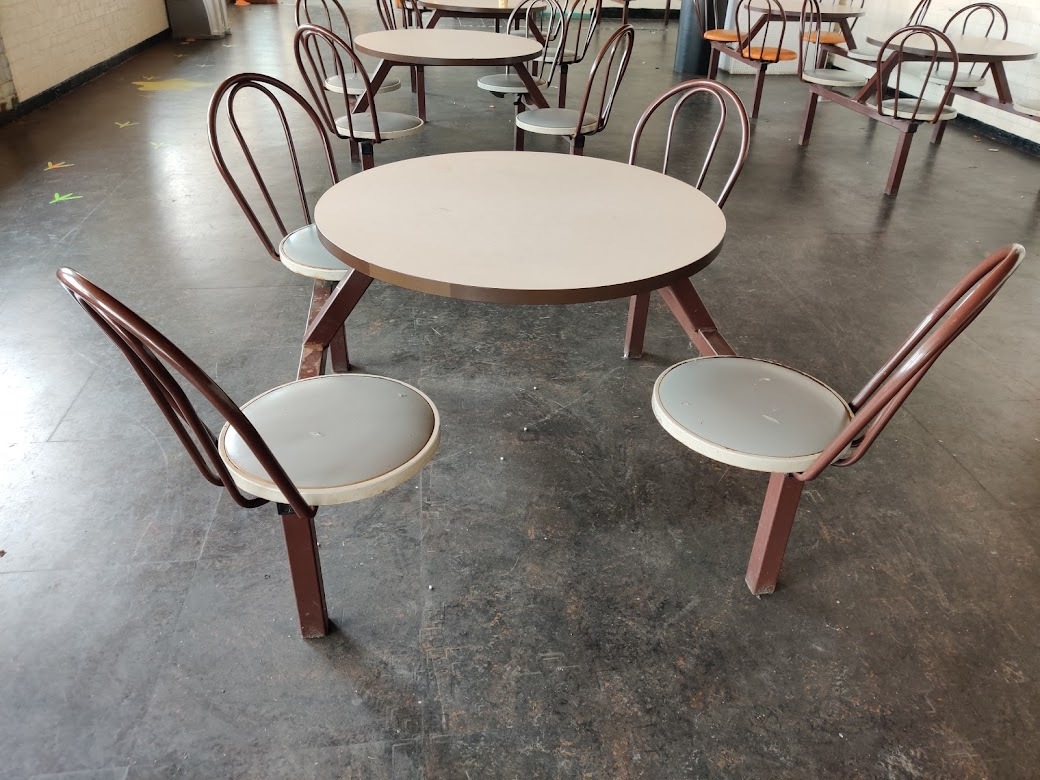 Table – Round Canteen with 4 fixed round seats – Revival Props