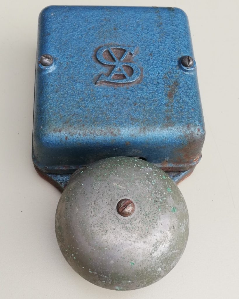 Vintage Bus Ticket Machine – Almex (1960s) – Revival Props